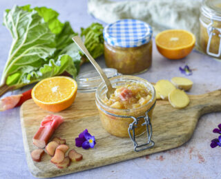 Rabarberi-apelsinimoos ingveriga • D-kokaraamat